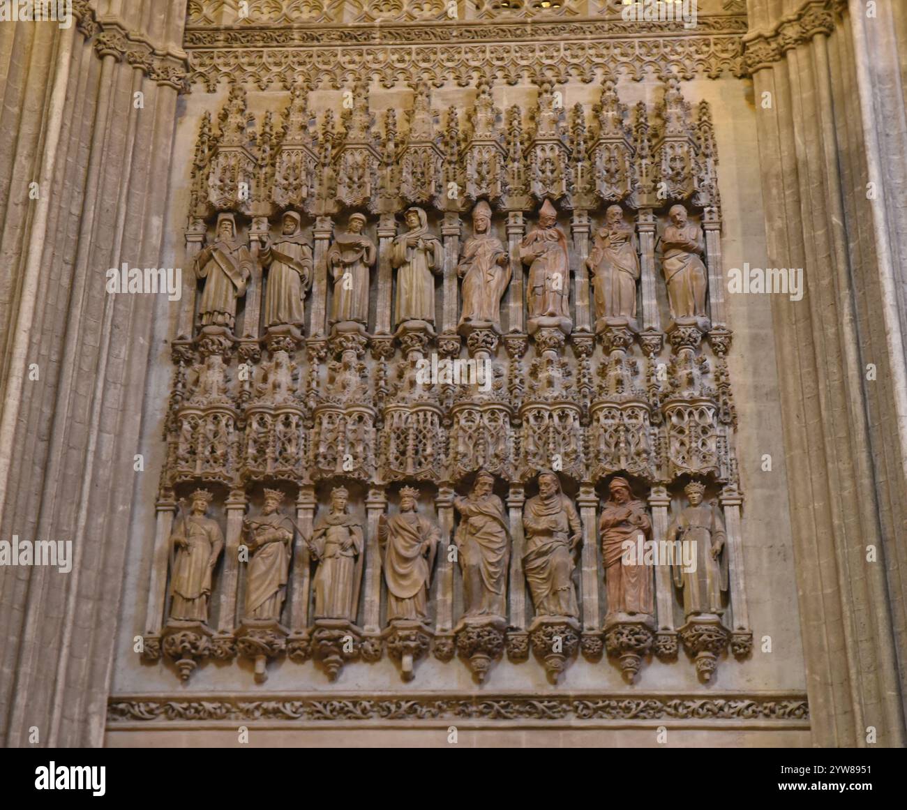 Ornate stone carvings in Seville Cathedral Stock Photo - Alamy