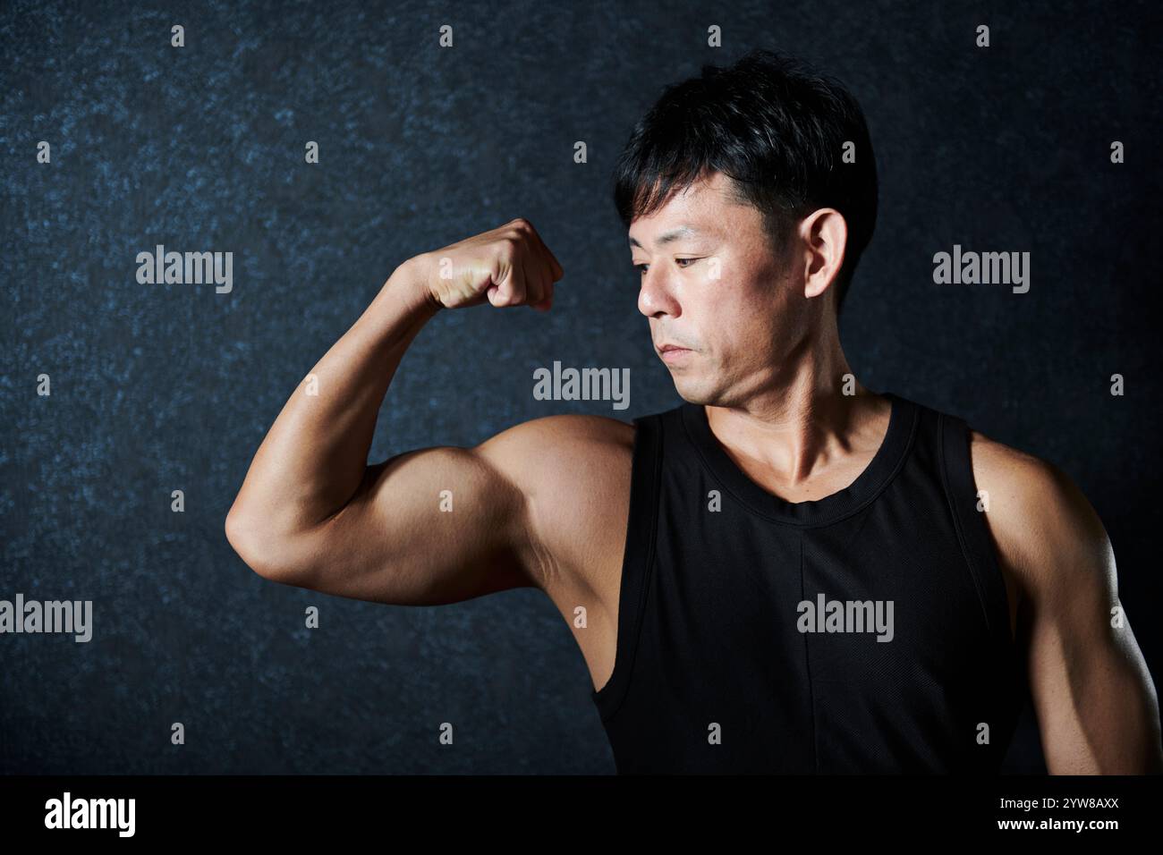 Weight training facility hi-res stock photography and images - Alamy