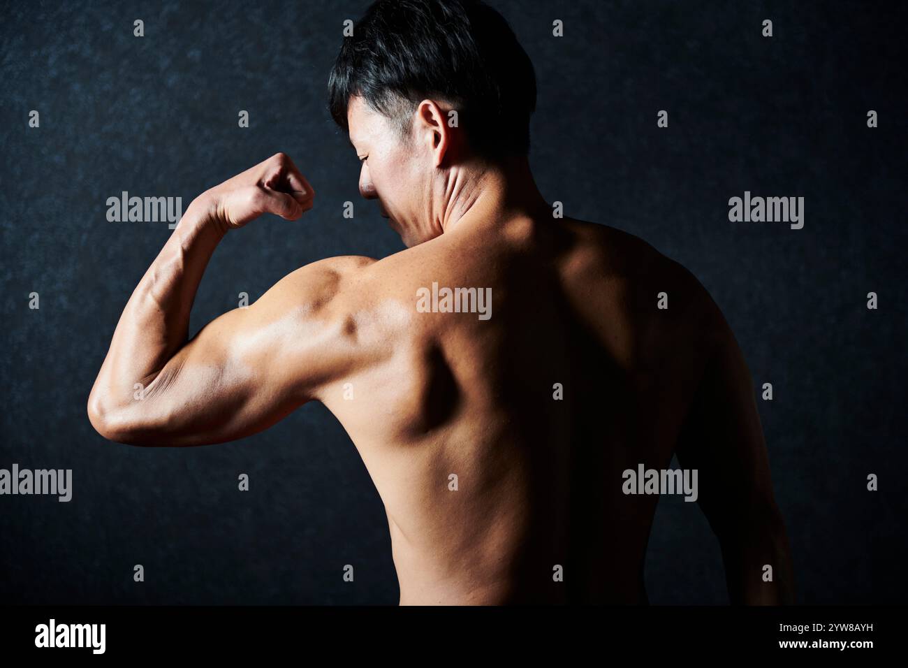 Workout Bodybuilder Men Stock Photo - Alamy