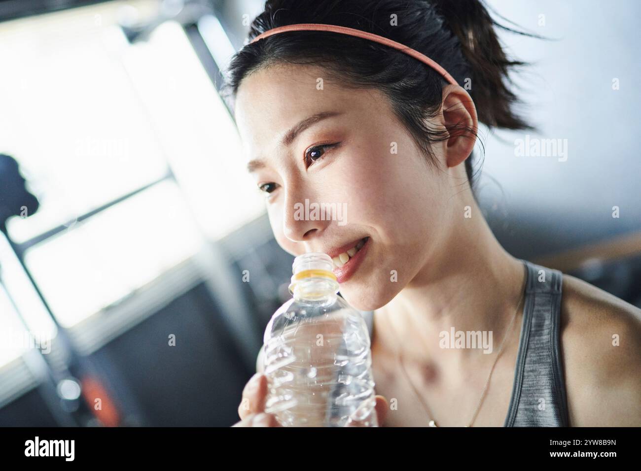 Workout Young women Hydration Stock Photo - Alamy