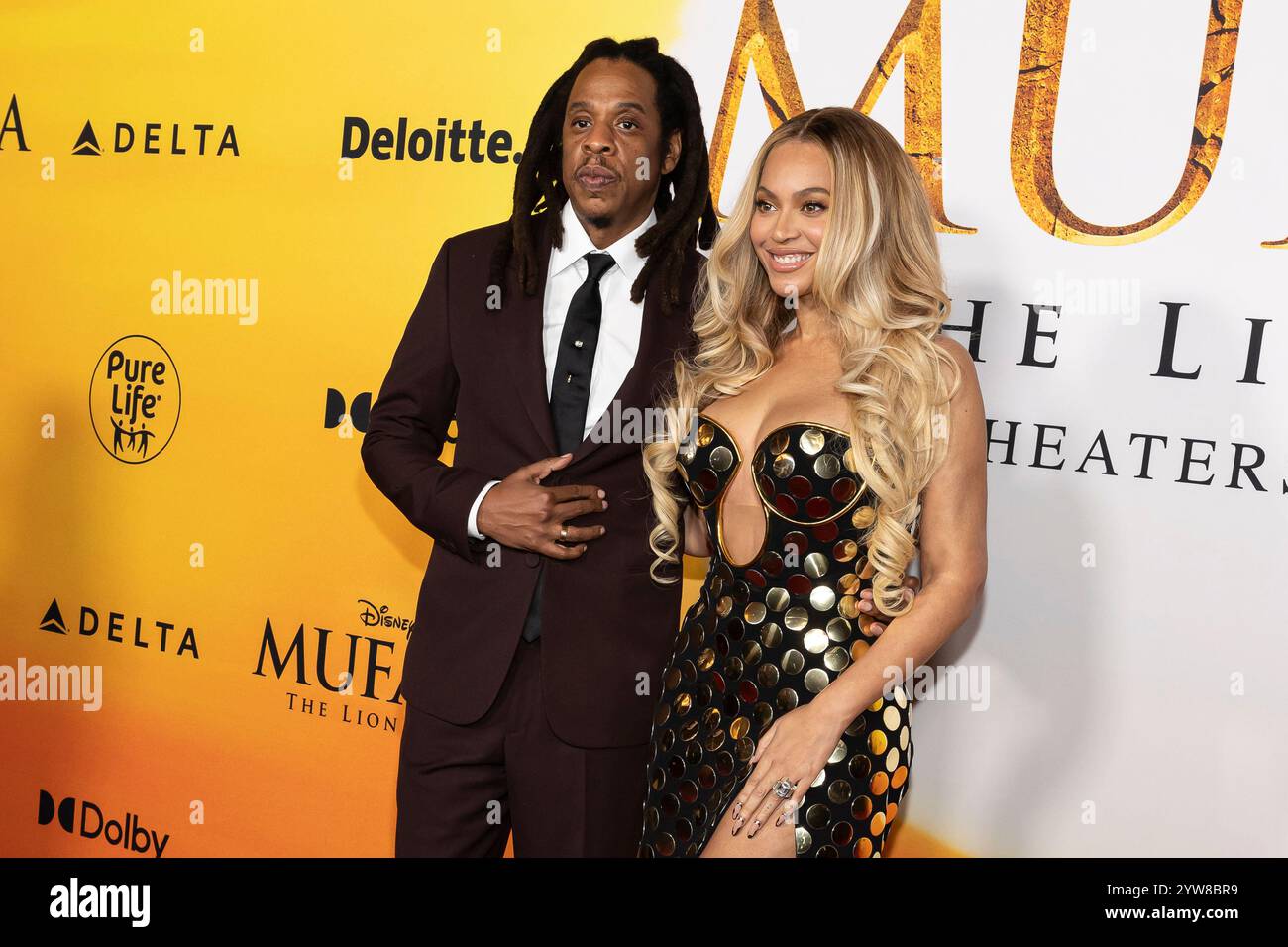 Hollywood, USA. 09th Dec, 2024. Jay-Z and Beyoncé attend the arrivals of the World Premiere of ...