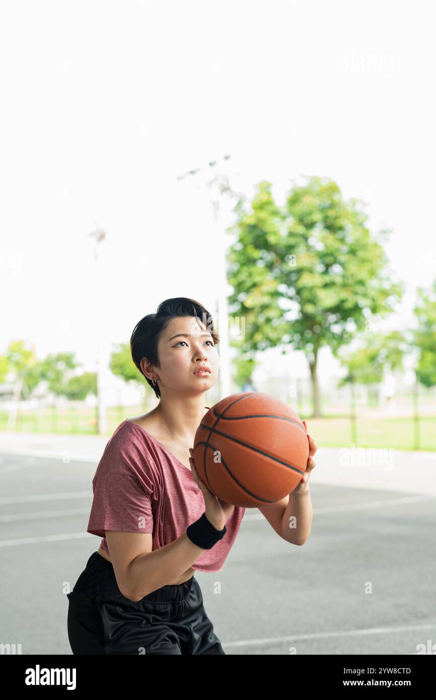 Basketball student game hi-res stock photography and images - Alamy