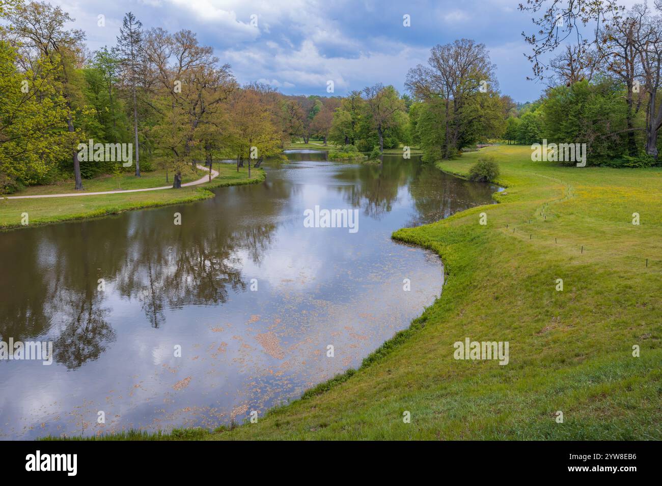 Lush spring landscape hi-res stock photography and images - Alamy