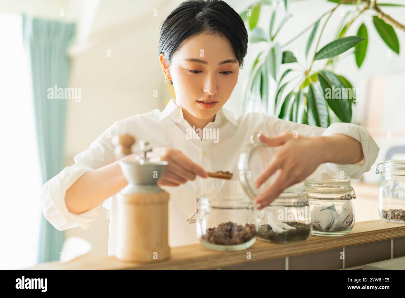 Making drip coffee home hi-res stock photography and images - Alamy