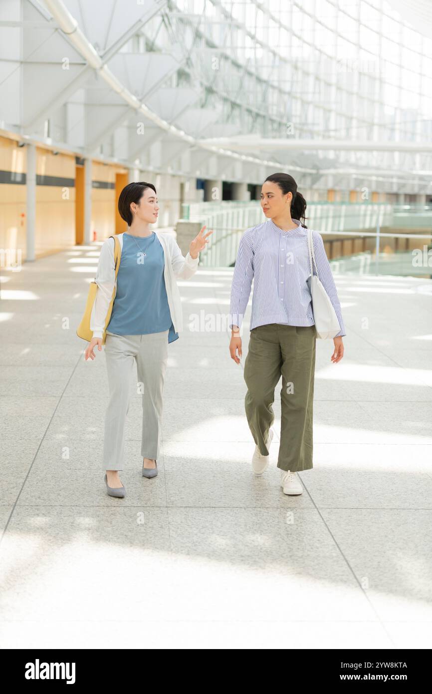Inside a building hi-res stock photography and images - Alamy