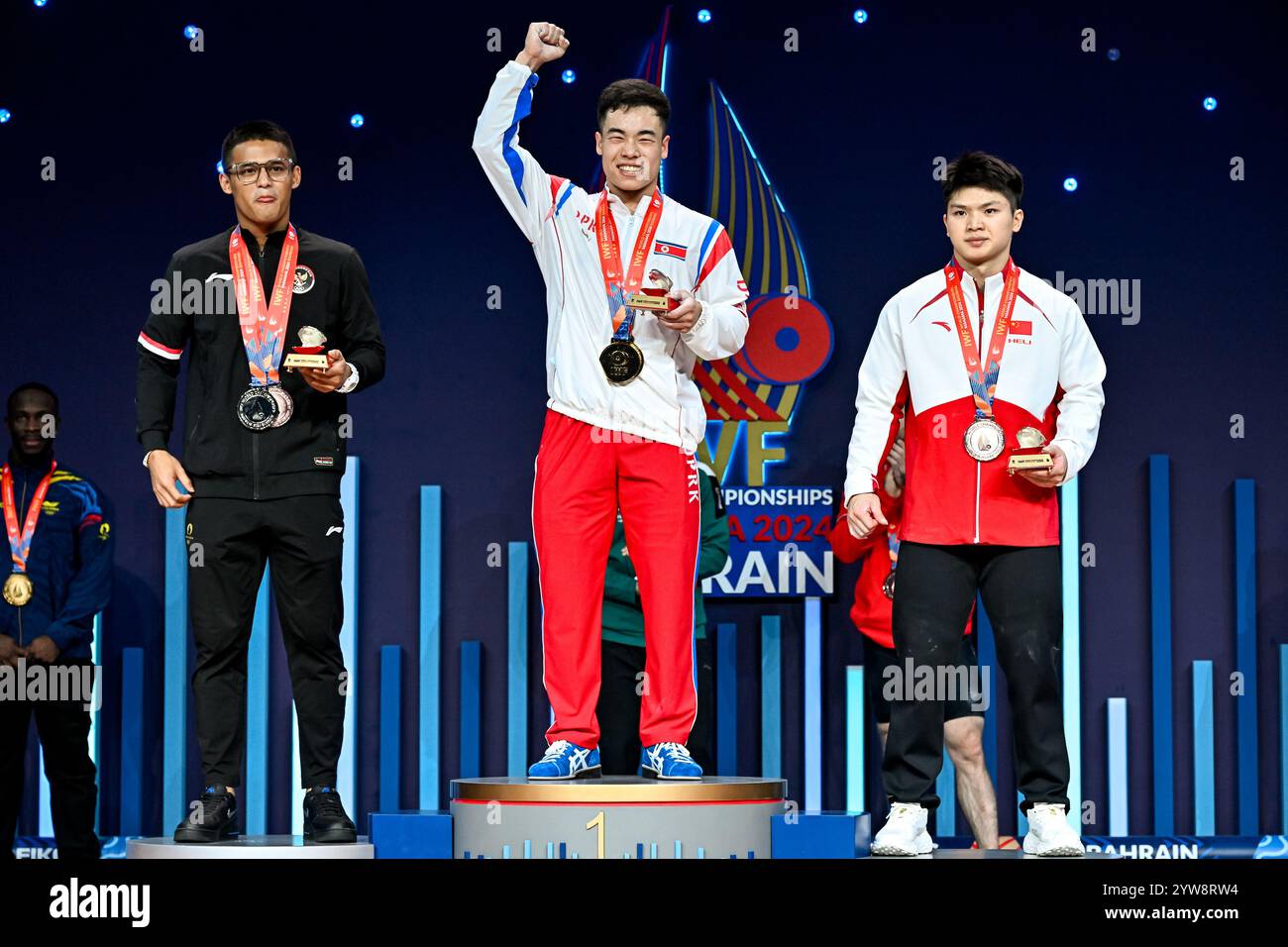 73 gold hi-res stock photography and images - Alamy