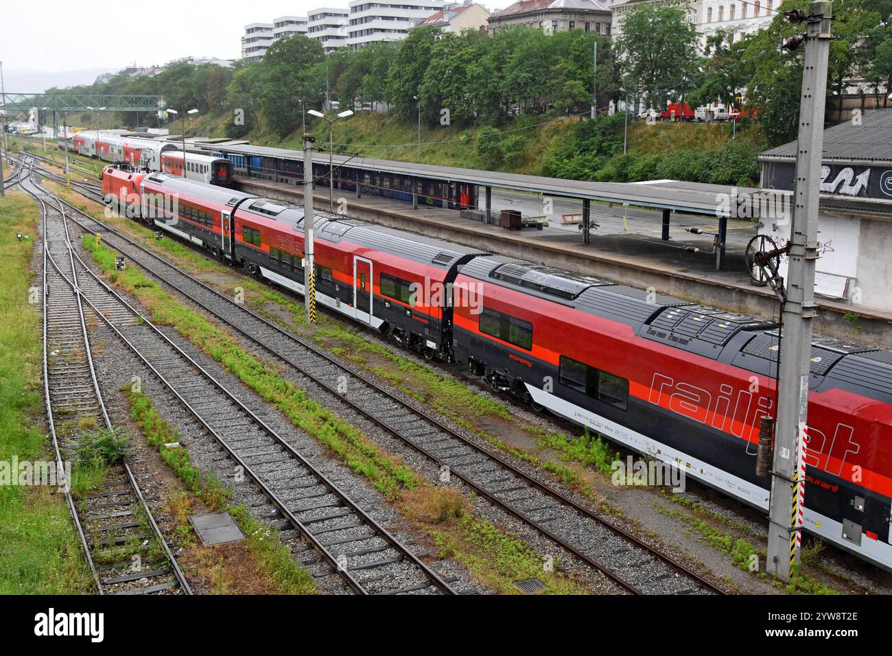 öbb railjet austria hi-res stock photography and images - Alamy