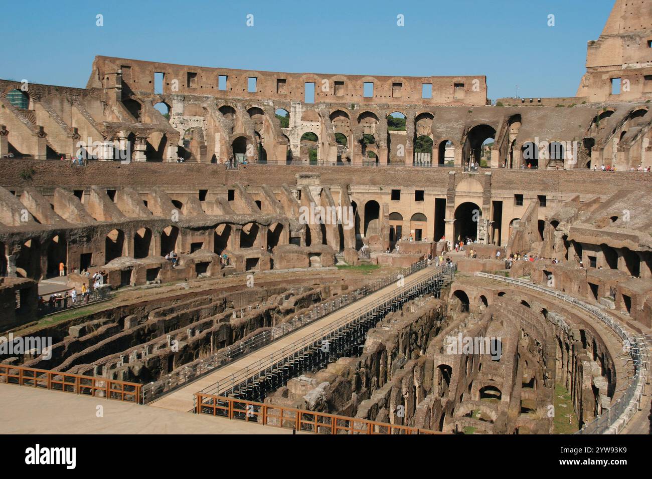 Colosseum gladiators hi-res stock photography and images - Alamy
