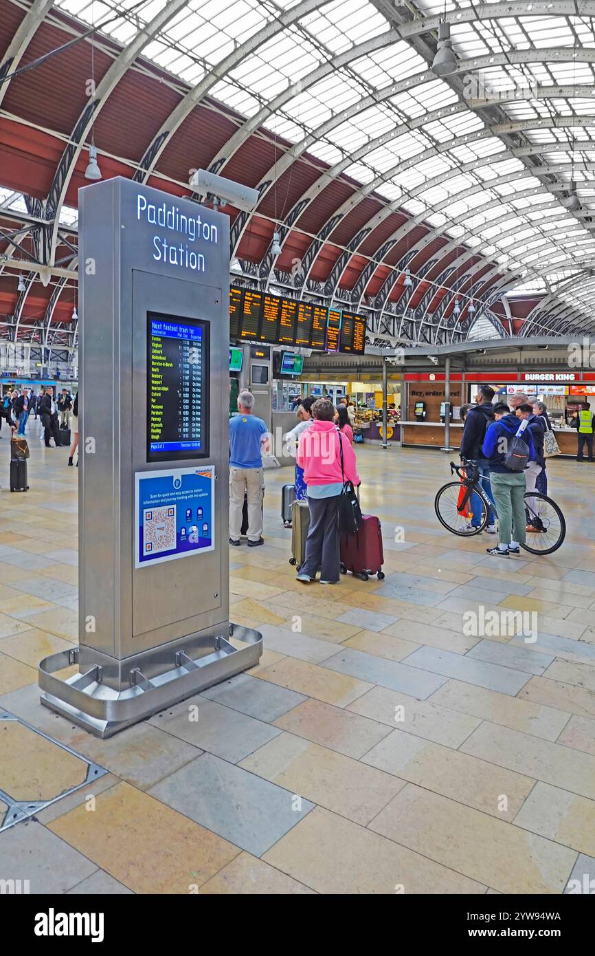 Paddington train station Next Fast Times & Destinations List screen ...