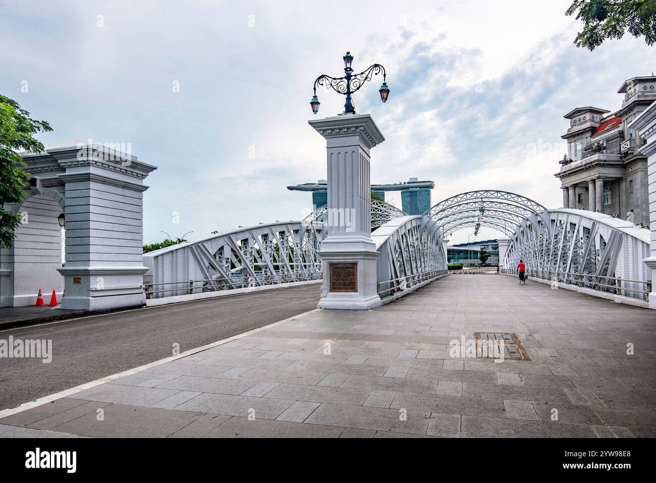 The historic 1910 built Anderson Bridge over the Singapore River in ...