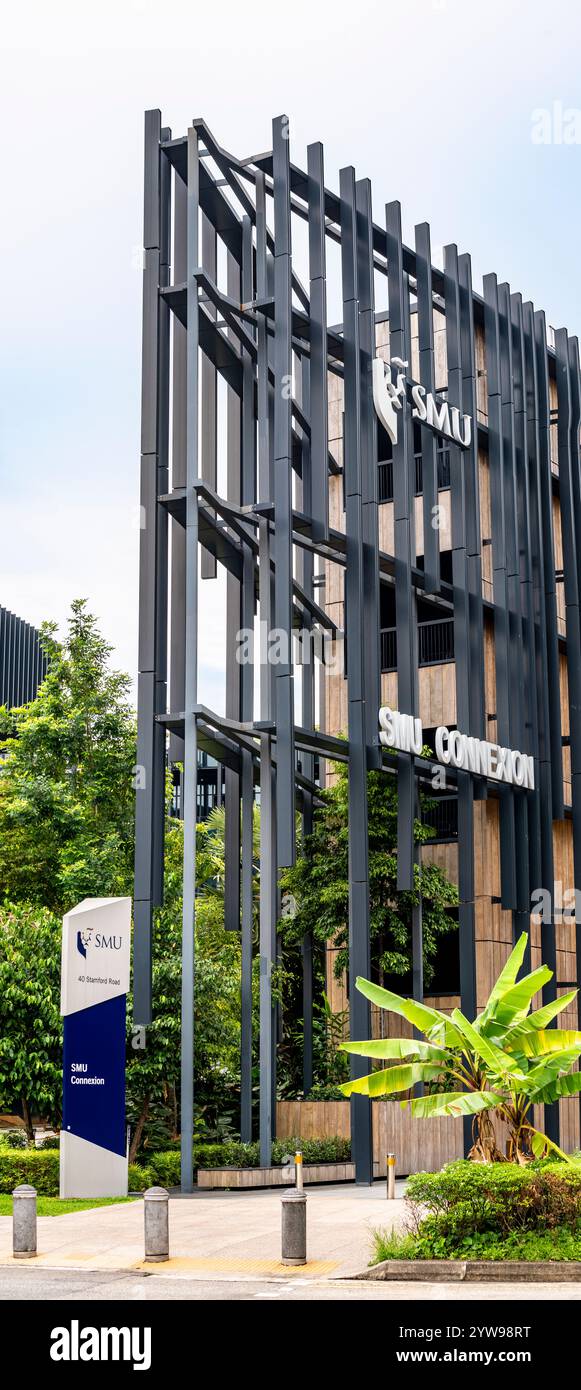 Net zero building singapore hi-res stock photography and images - Alamy