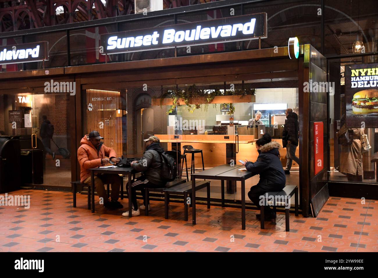 Copenhagen/ DenmarK/09 december 2024/ Sunet boulevard retaurant i ...