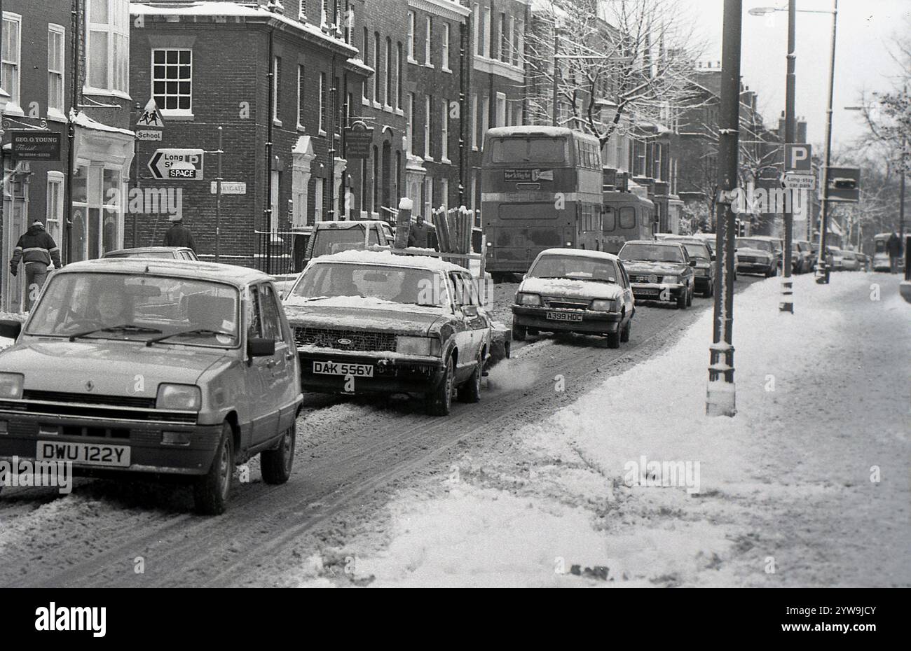 England snow 1980s hi-res stock photography and images - Alamy