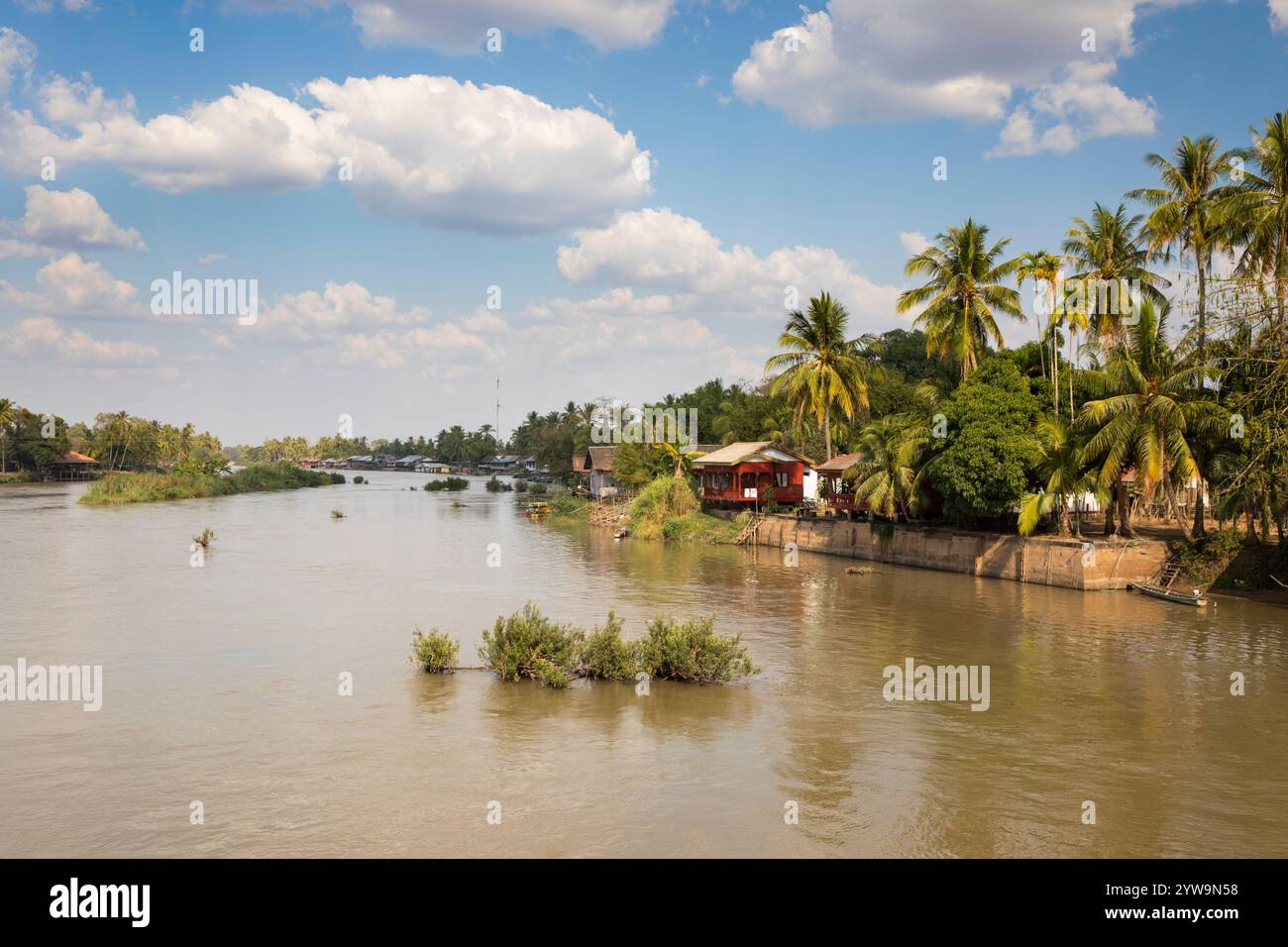 Khon village on Don Khon island on the Mekong River in the Four ...