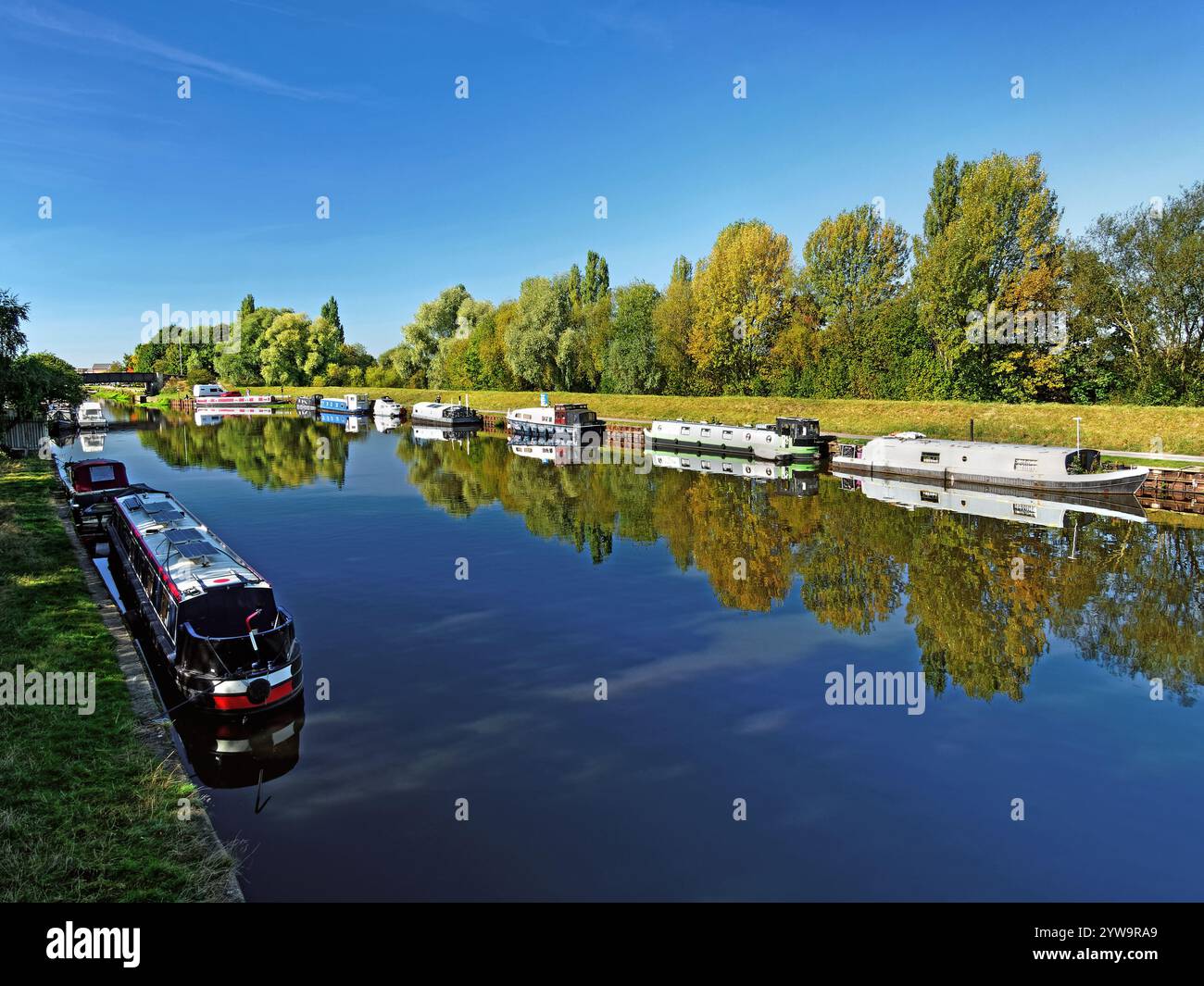 UK, West Yorkshire, Castleford, Aire and Calder Navigation at Allerton ...