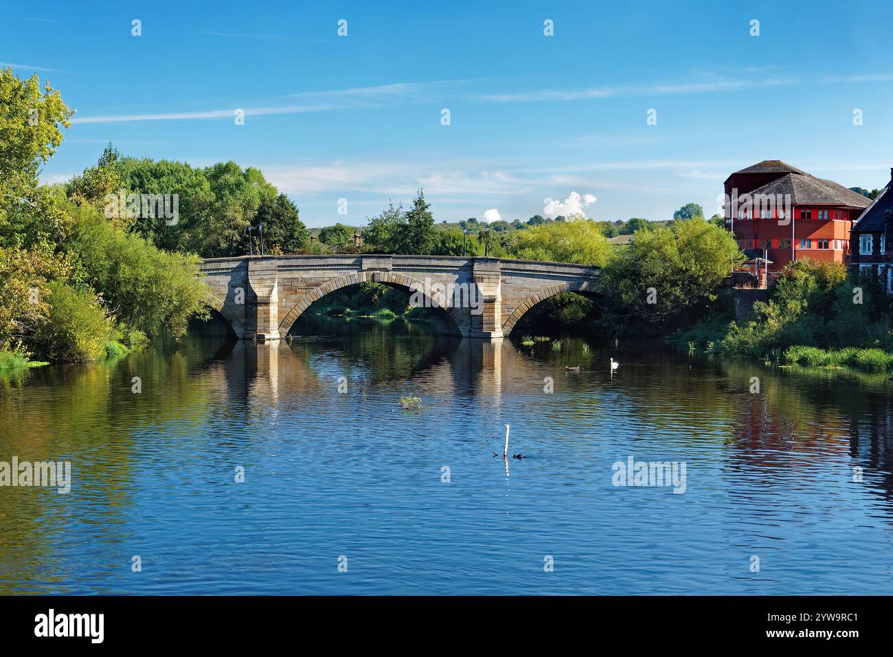 UK, West Yorkshire, Castleford, River Aire and Castleford Bridge Stock ...