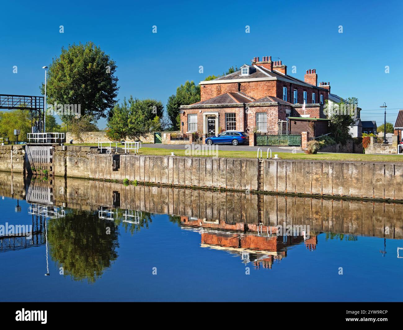 UK, West Yorkshire, Castleford, The Toll Office, Castleford Junction ...