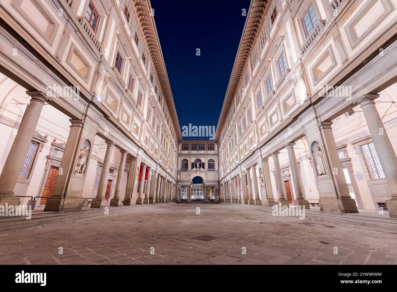 Baroque architecture scene scenery hi-res stock photography and images ...