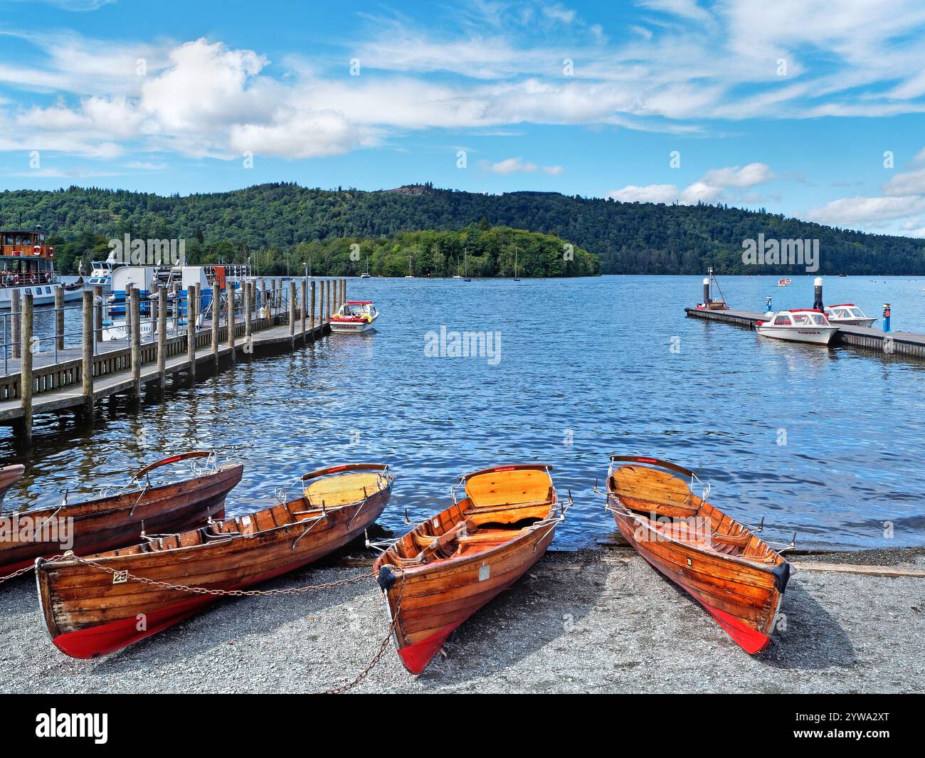 UK, Cumbria, Lake District, Bowness on Windermere, Rowing Boats on Lake ...