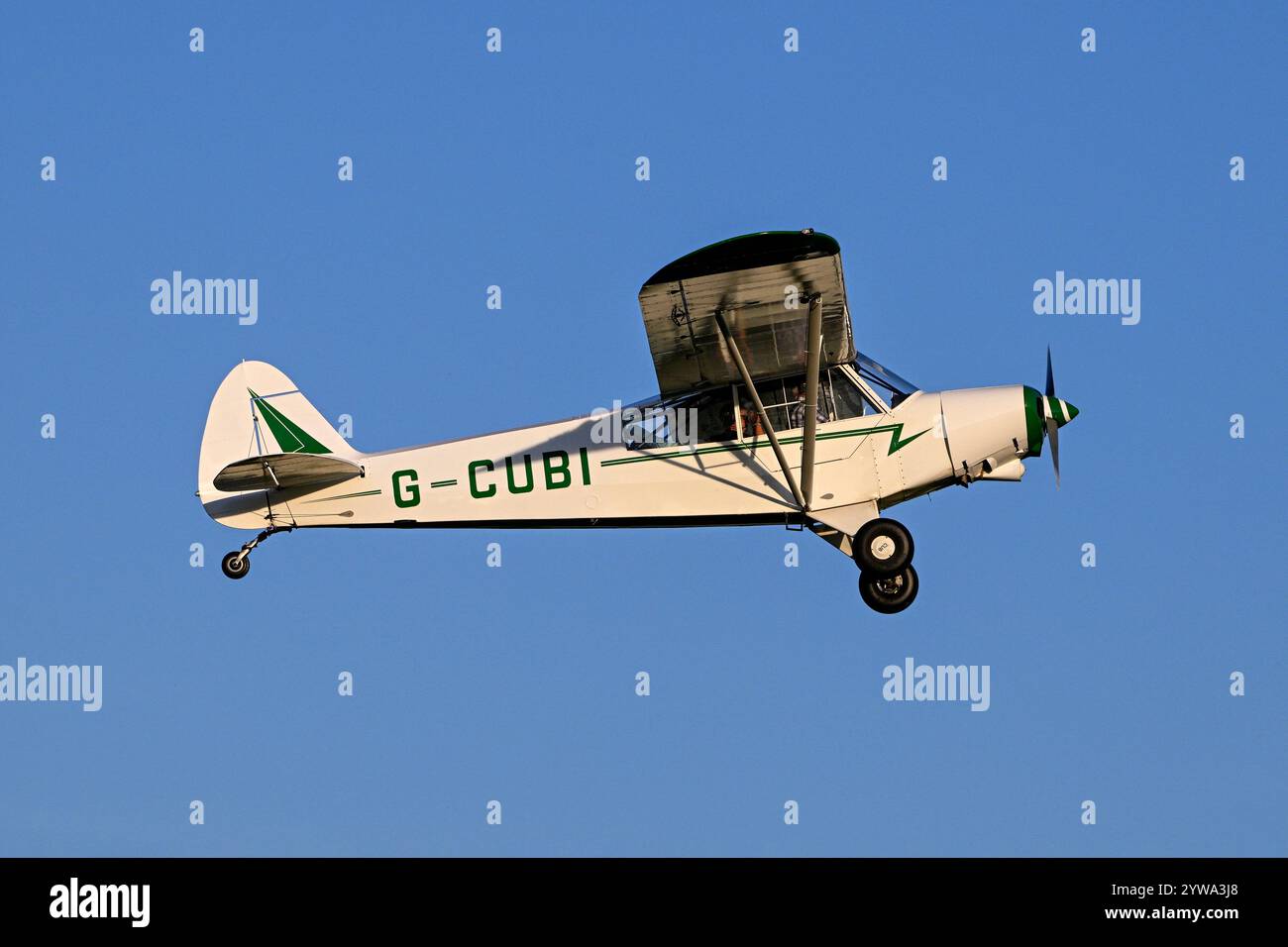American registered civilian aircraft hi-res stock photography and ...