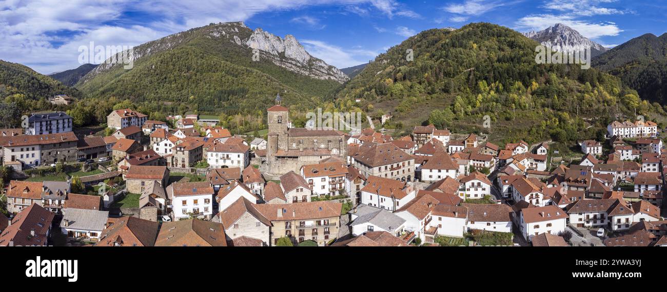 Town of Isaba, Roncal Valley, Navarra, Pyrenean mountain range, Spain ...