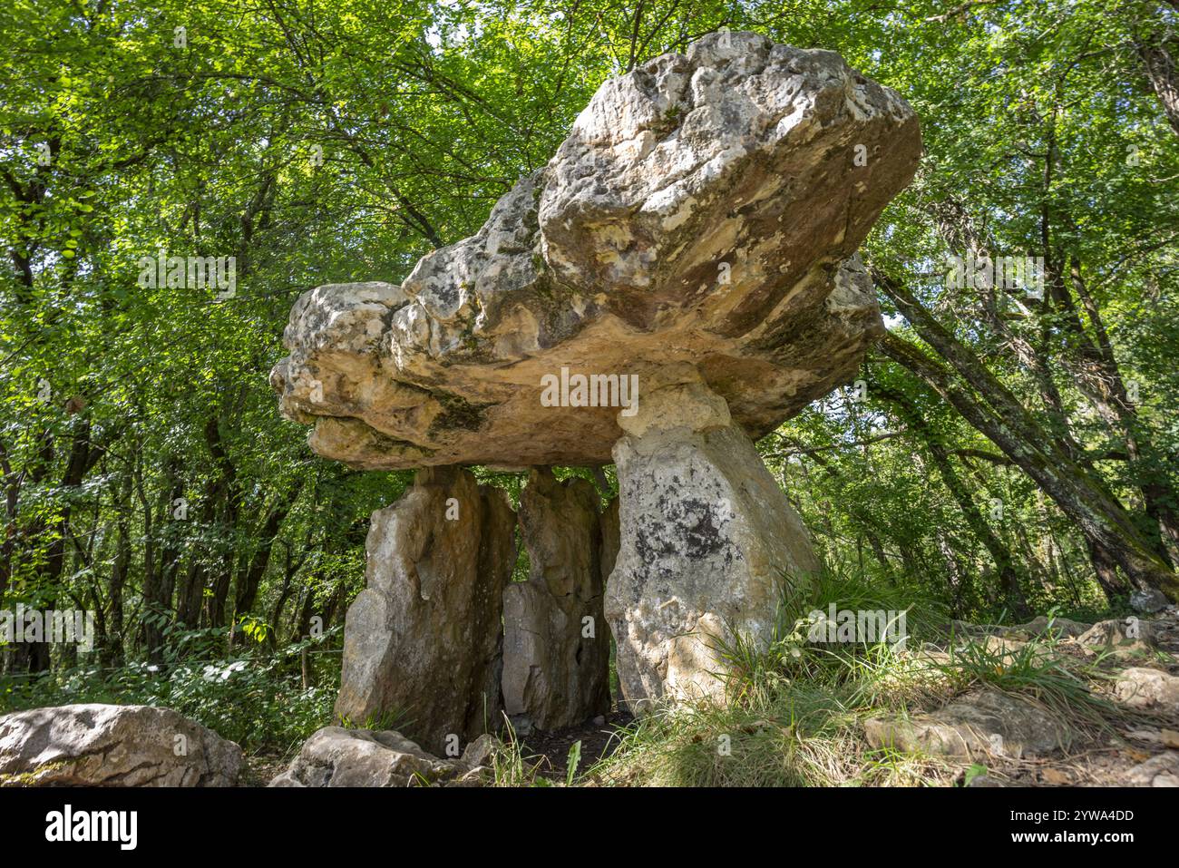 Dolmen del portal hi-res stock photography and images - Alamy
