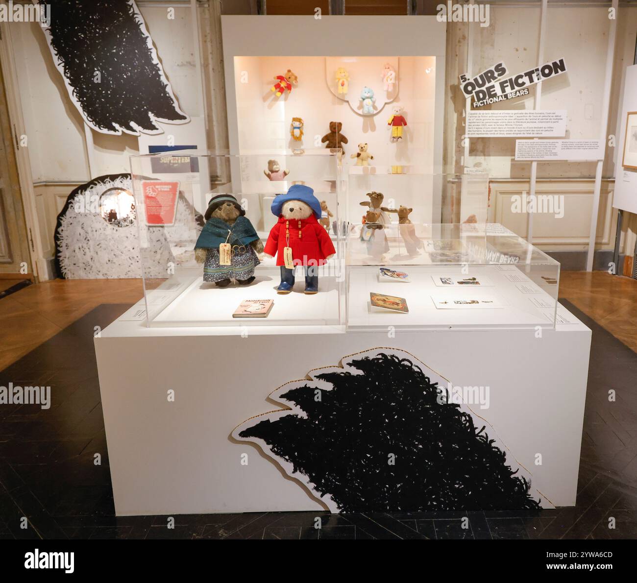 TEDDY BEAR EXHIBITION MUSEE DES ARTS DECORATIFS PARIS Stock Photo - Alamy