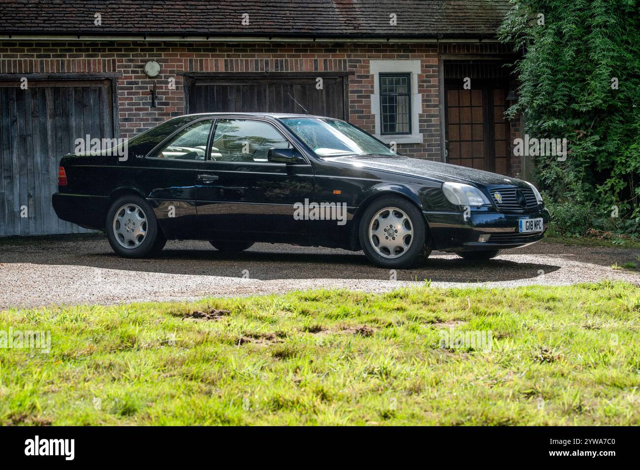 Mercedes 600SEL V12 powered ultra luxury coupe Stock Photo - Alamy