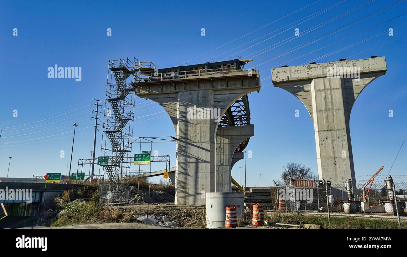 Bridge construction of I70 I71 split in downtown Columbus Ohio Stock ...