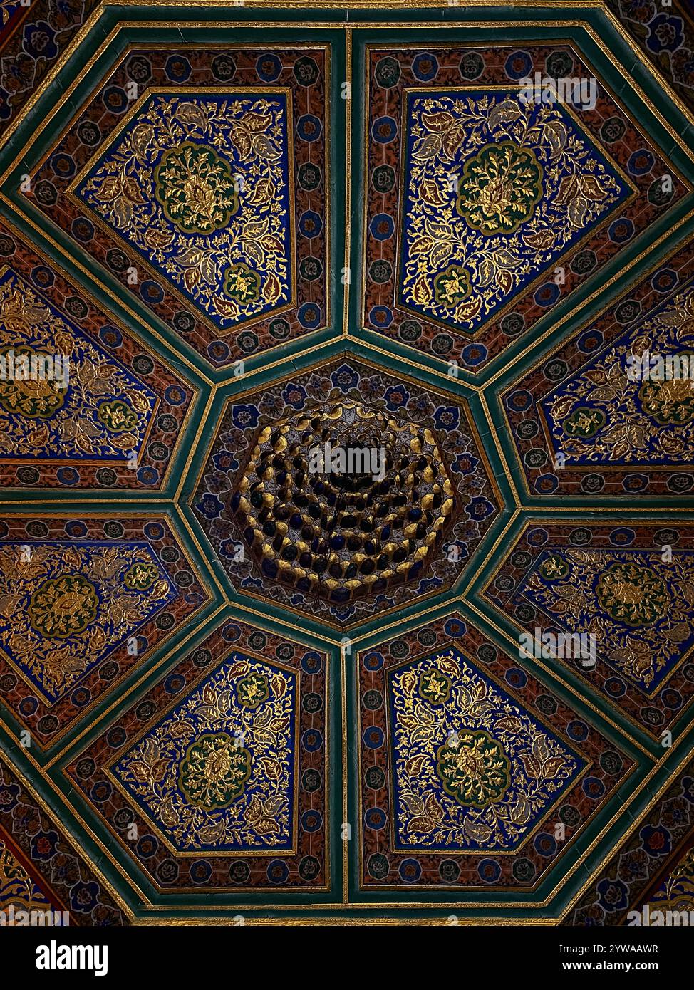 Uzbekistan oriental architecture hi-res stock photography and images ...