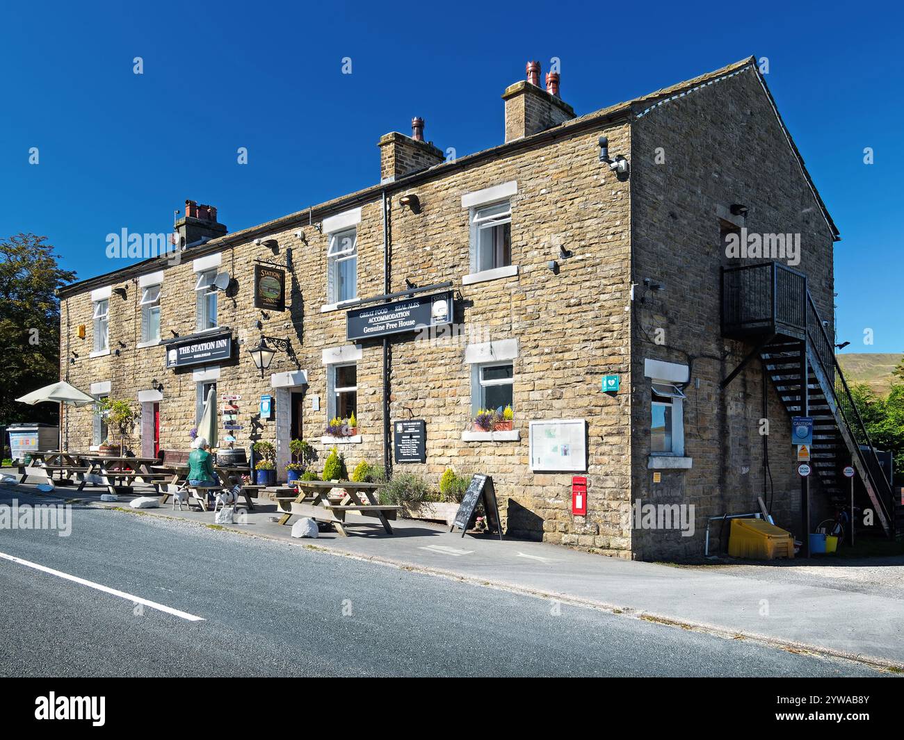 UK, North Yorkshire, Yorkshire Dales, The Station Inn at Ribblehead ...