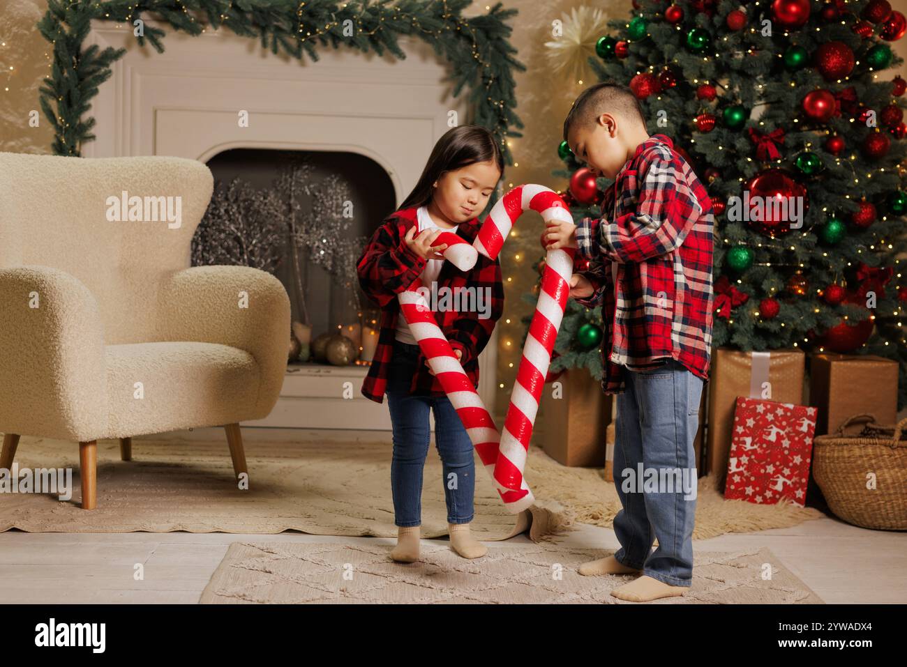 Child candy cane child asian hi-res stock photography and images - Alamy