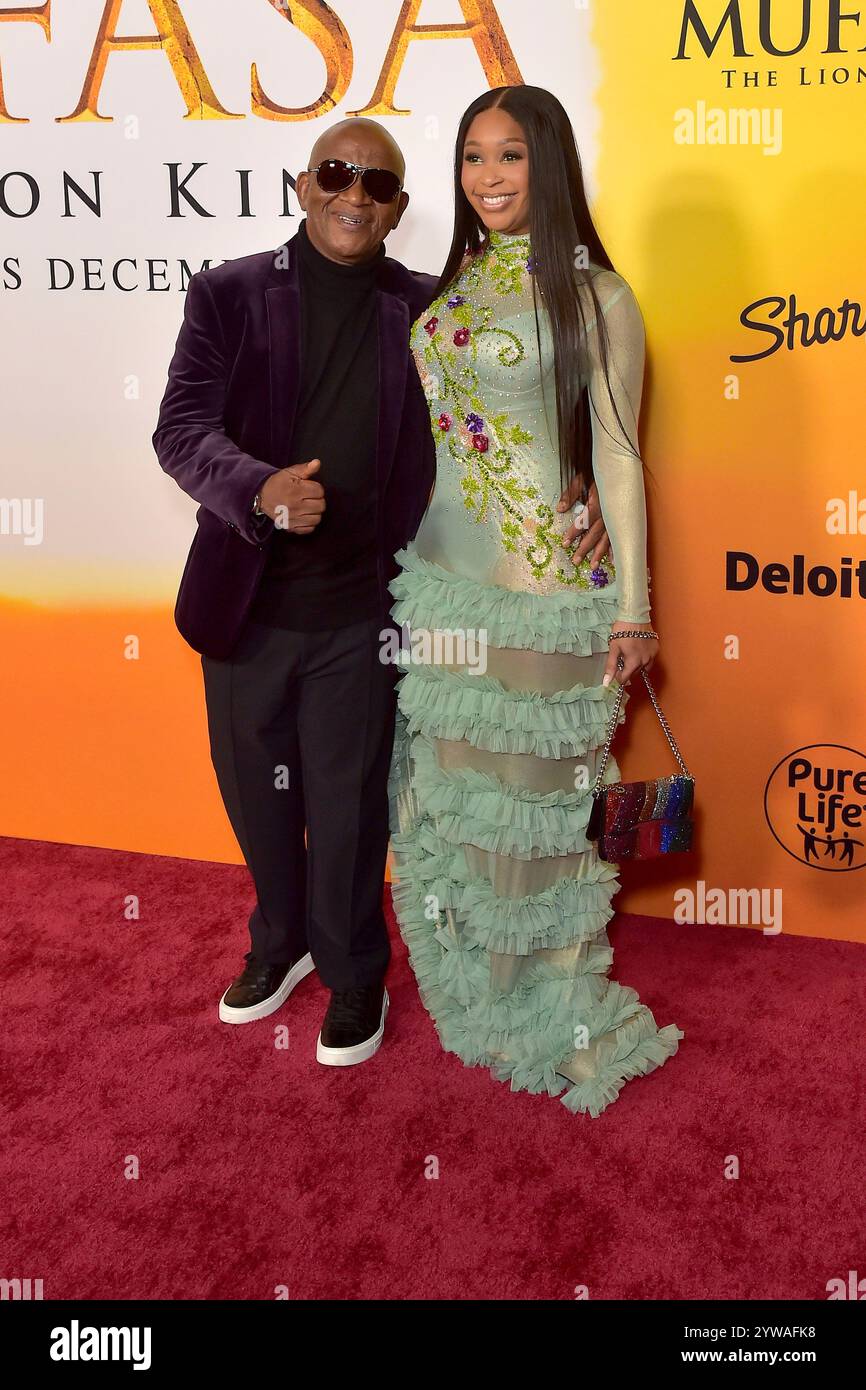 Lebo M. und Minnie Dlamini bei der Weltpremiere des Kinofilms 'Mufasa ...