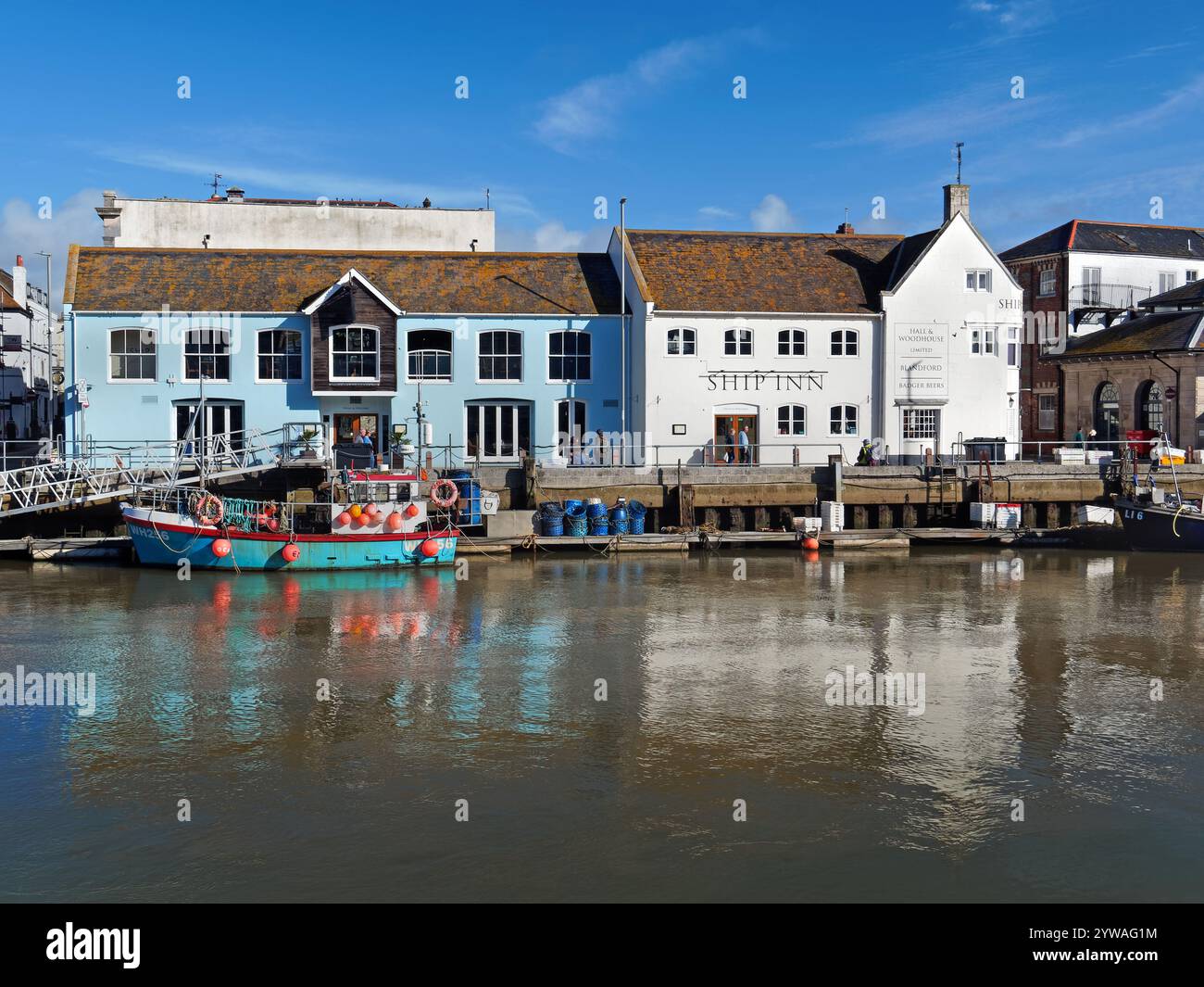 UK, Dorset, Weymouth, Harbour, Custom House Quay, Ship Inn Stock Photo ...