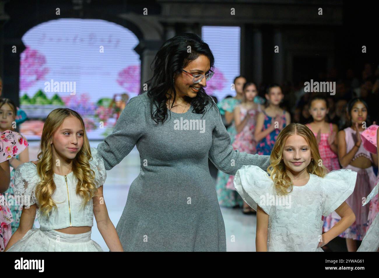 During the kids fashion show hi-res stock photography and images - Alamy