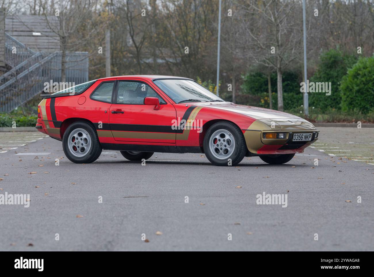 Porsche 924 sports car classic hi-res stock photography and images - Alamy