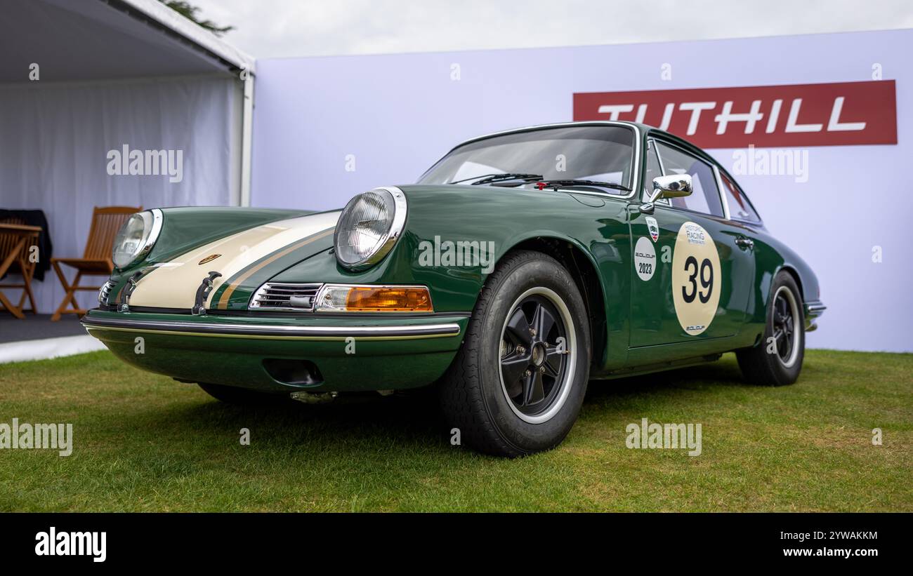 Tuthill Porsche - Porsche 911, on display at the Salon Privé Concours d ...
