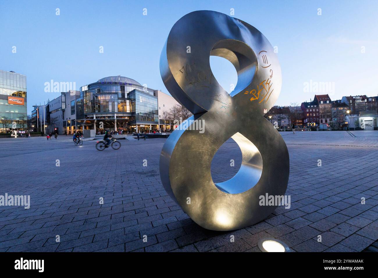 oversized house number 8 at the Mediapark, in the background the cinema ...