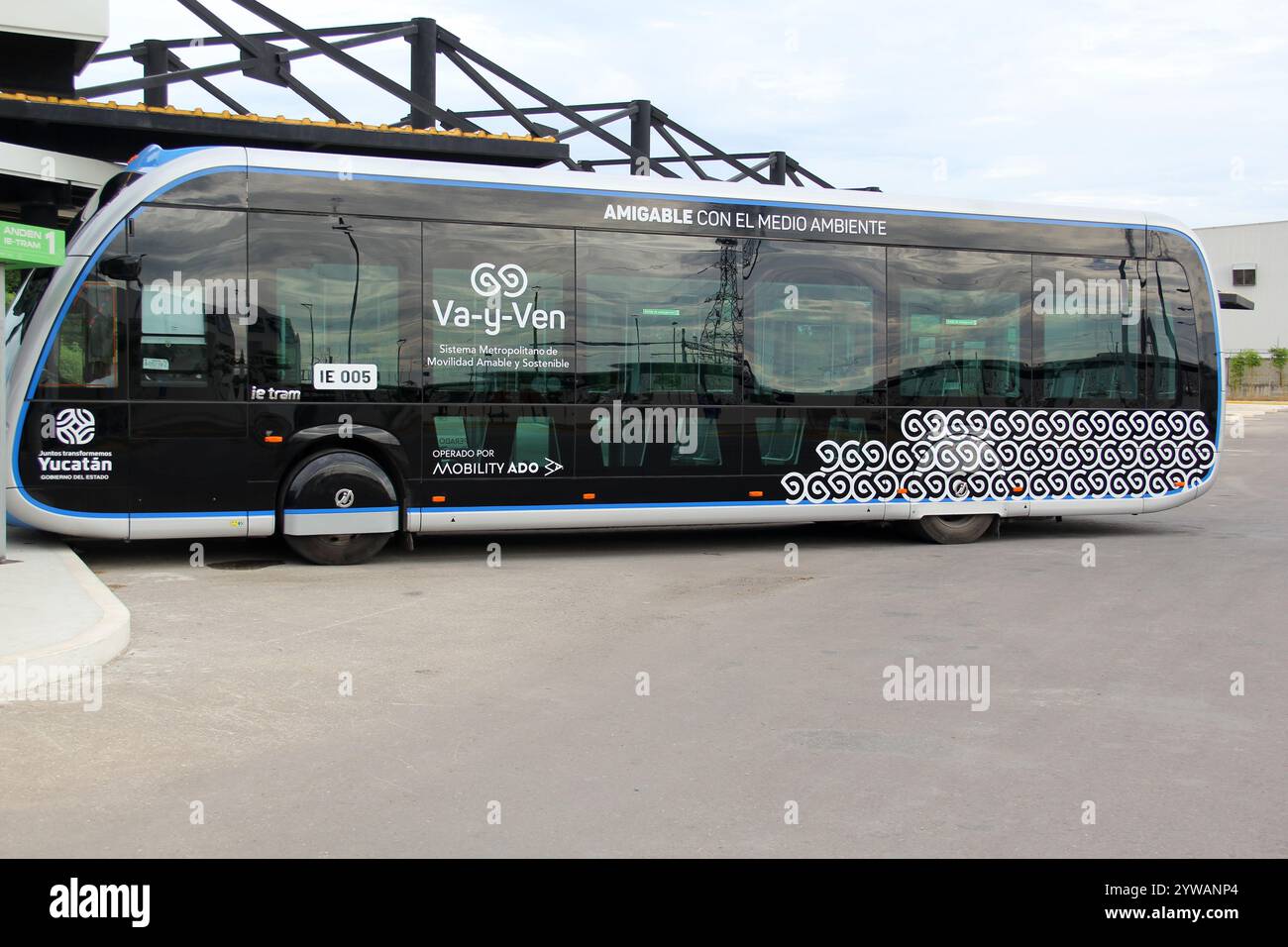 Merida, Yucatan, Mexico - Oct 27 2024: Buses of the Metropolitan ...