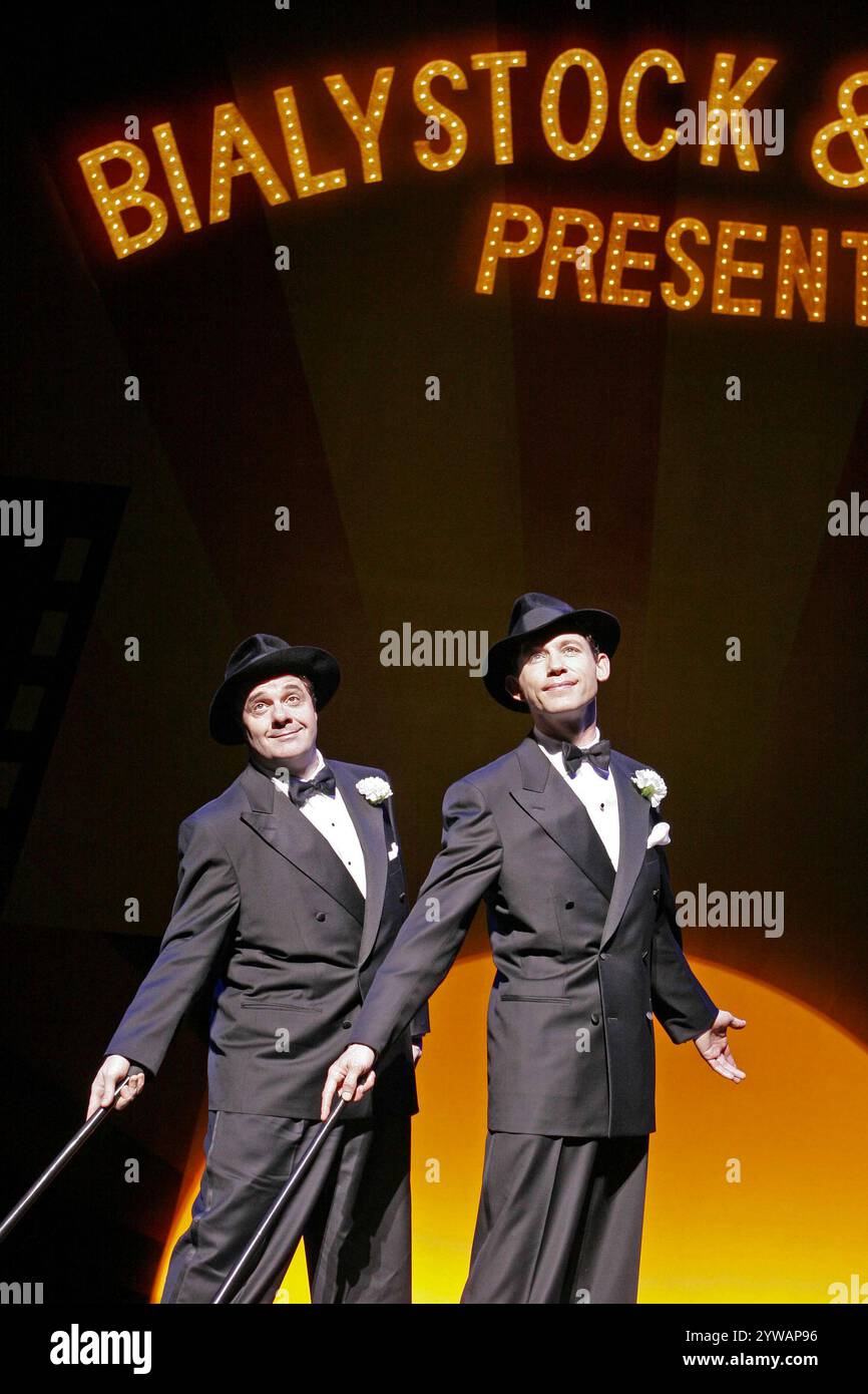 l-r: Nathan Lane (Max Bialystock), Lee Evans (Leo Bloom) in THE ...