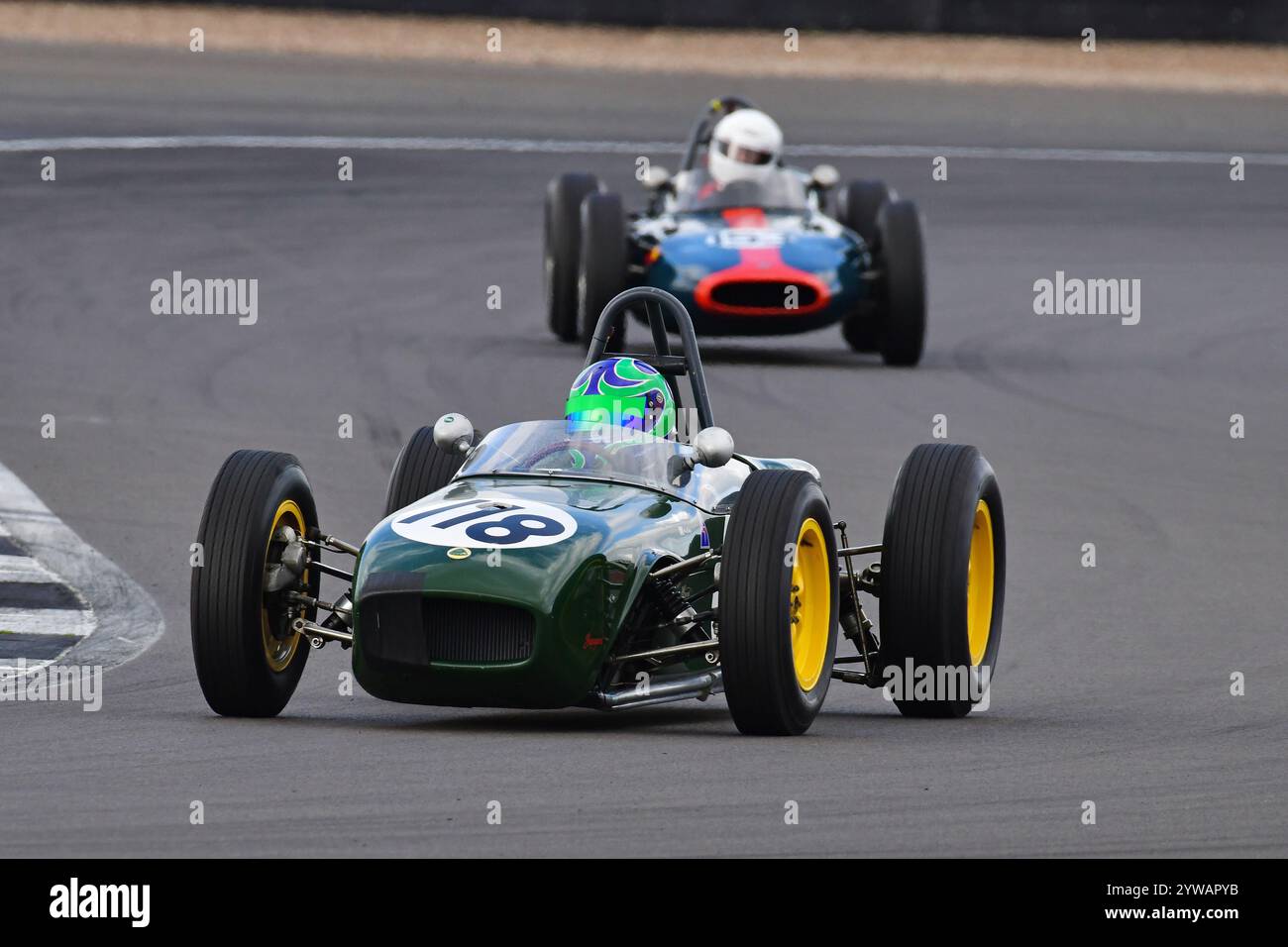 Lotus 18 370 hi-res stock photography and images - Alamy