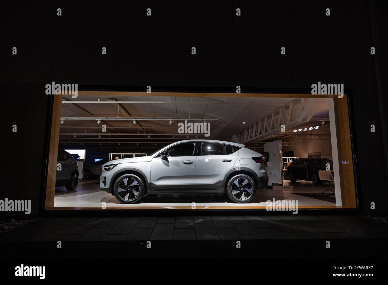 Volvo dealer dealership store hi-res stock photography and images - Alamy