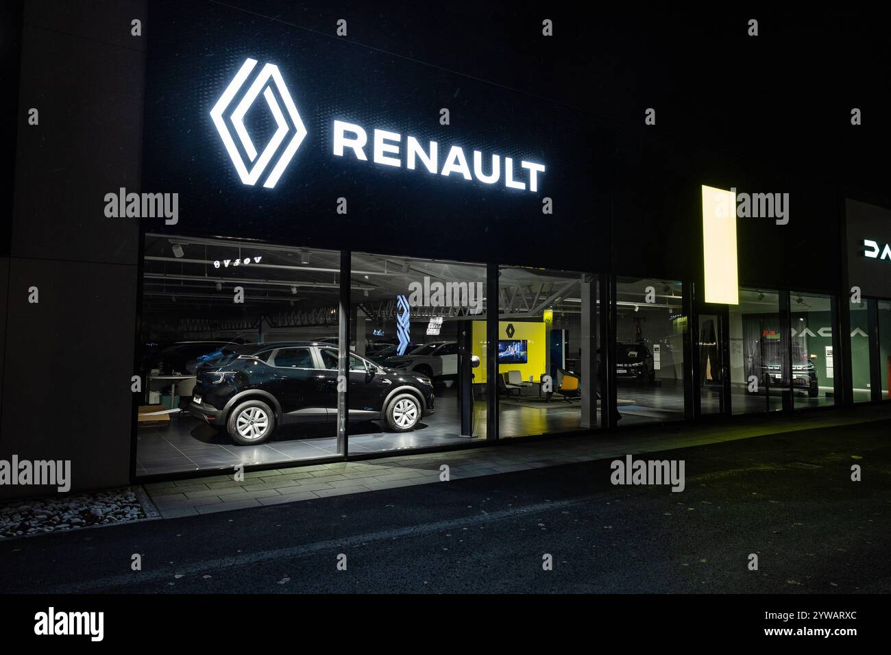 Renault logotyp hi-res stock photography and images - Alamy