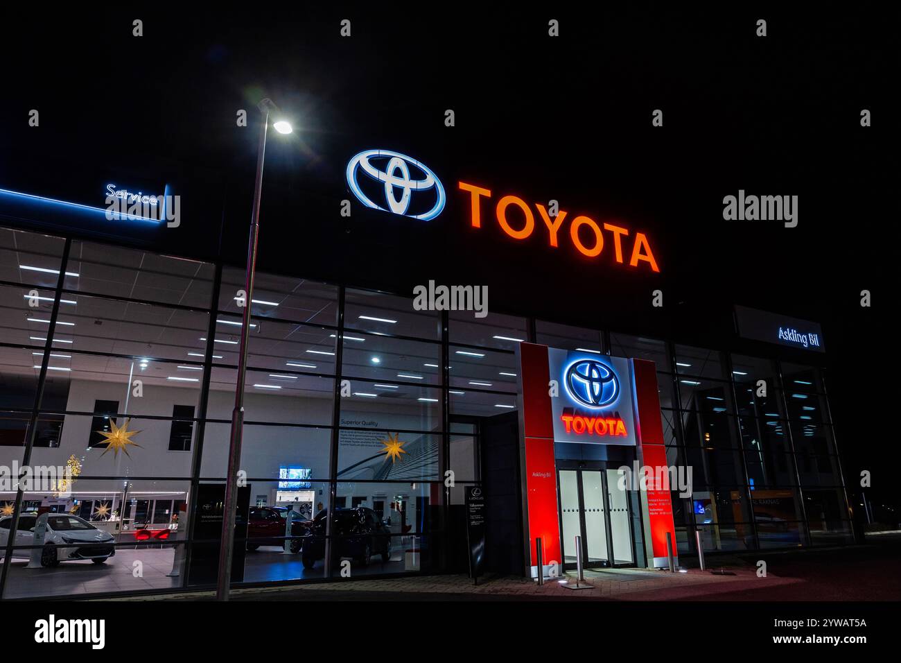 Toyota logotyp hi-res stock photography and images - Alamy