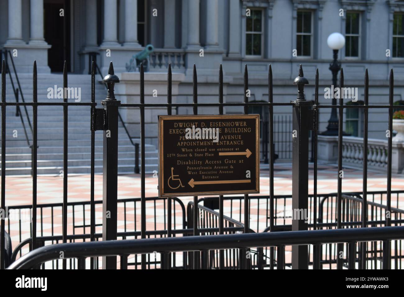 Old eisenhower executive office building hi-res stock photography and ...