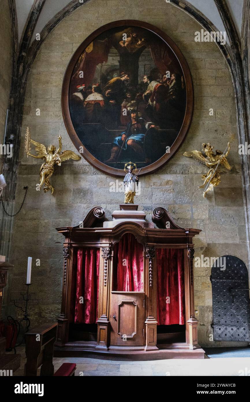 Interior tyn church church lady hi-res stock photography and images - Alamy