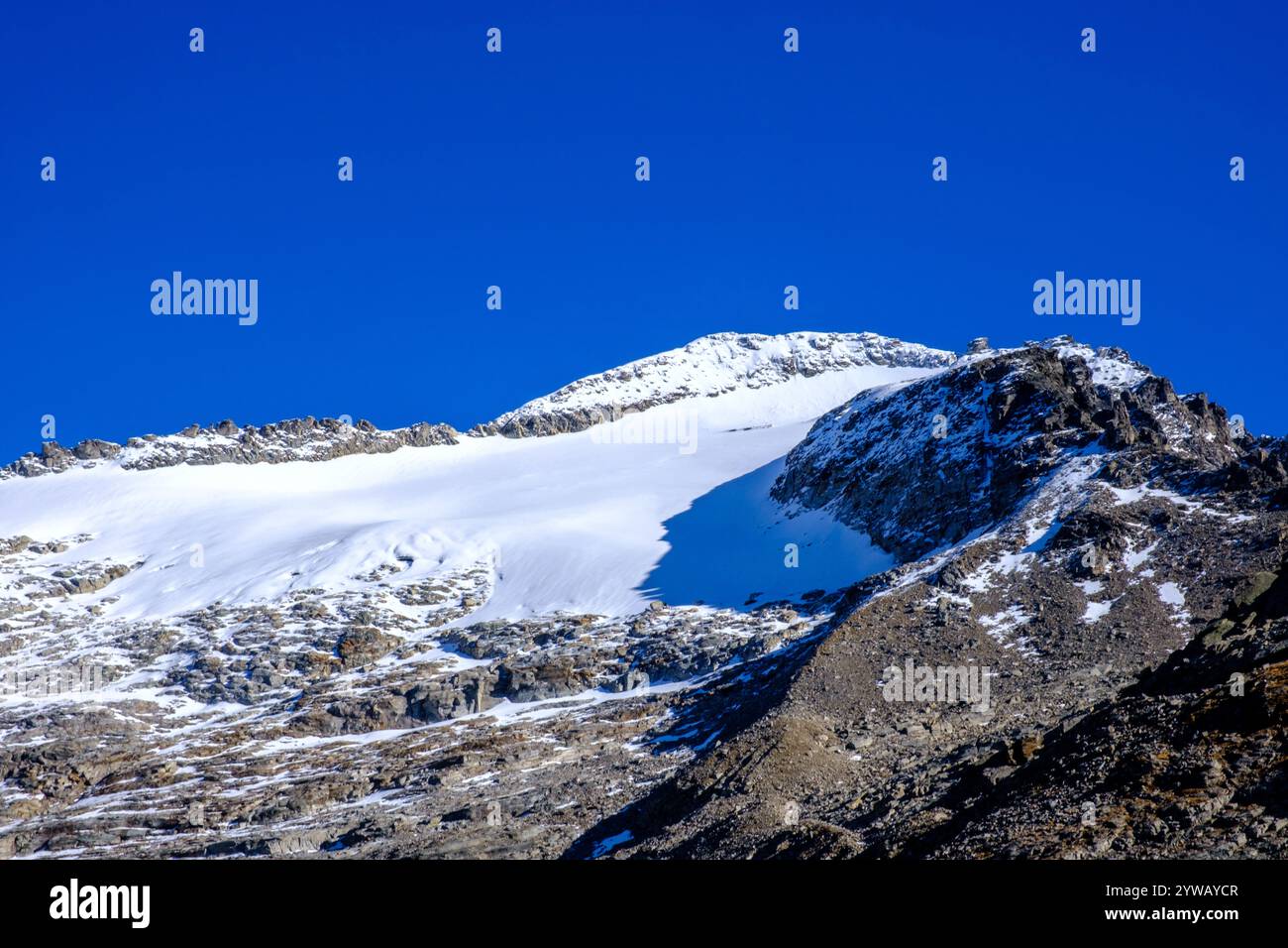 Adula massif hi-res stock photography and images - Alamy