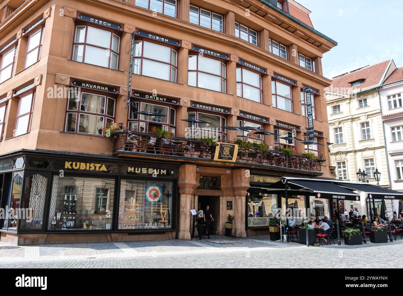 Celetna Street Scene, Cubist House of the Black Madonna, Cubist Museum ...