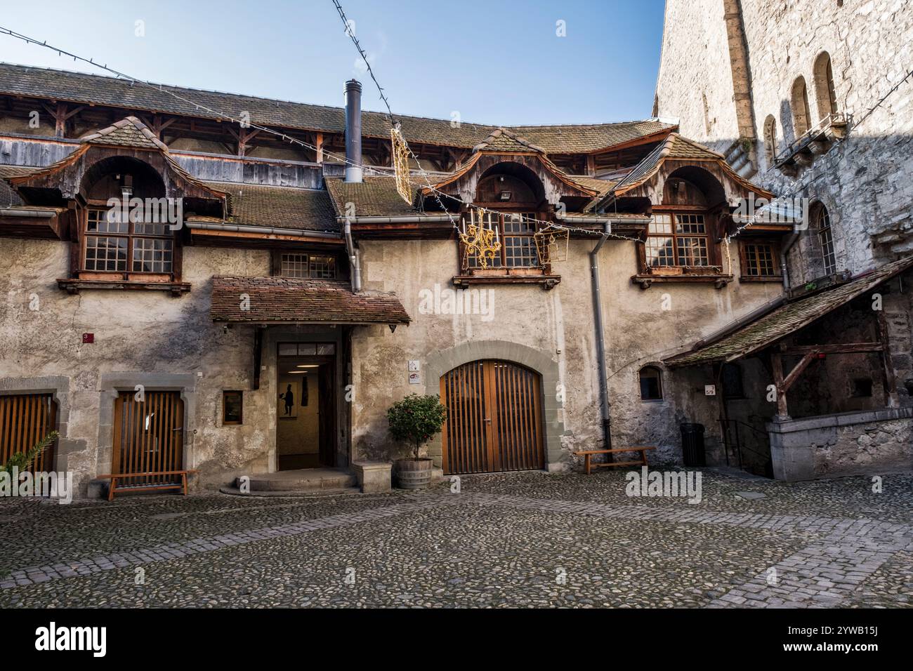 Castle chillon arms hi-res stock photography and images - Alamy