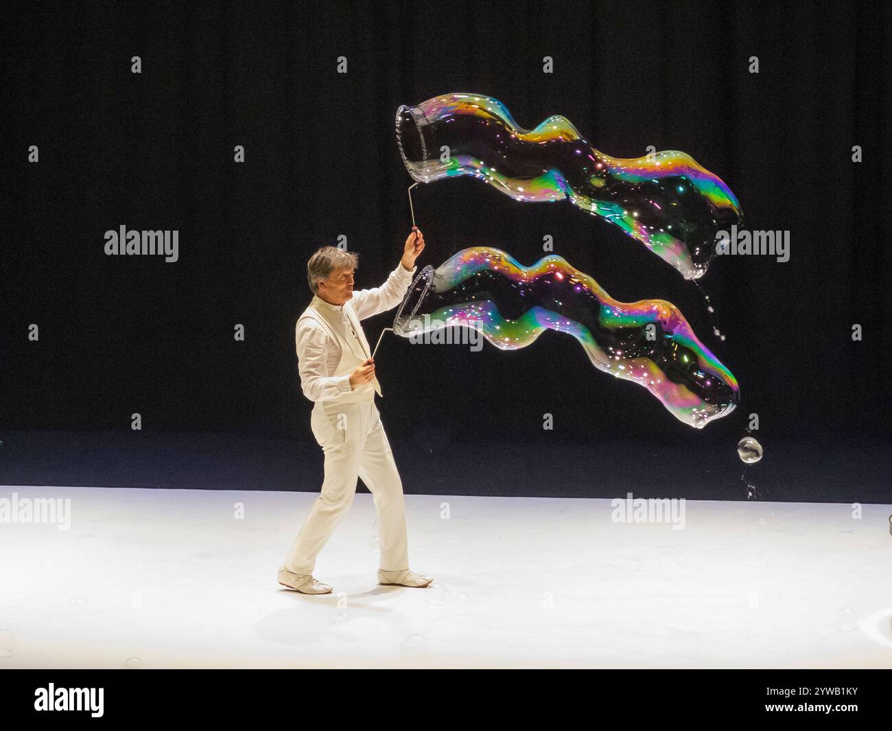 Notorious bubble artist Pep Bou featuring a presentation, Spain Stock ...